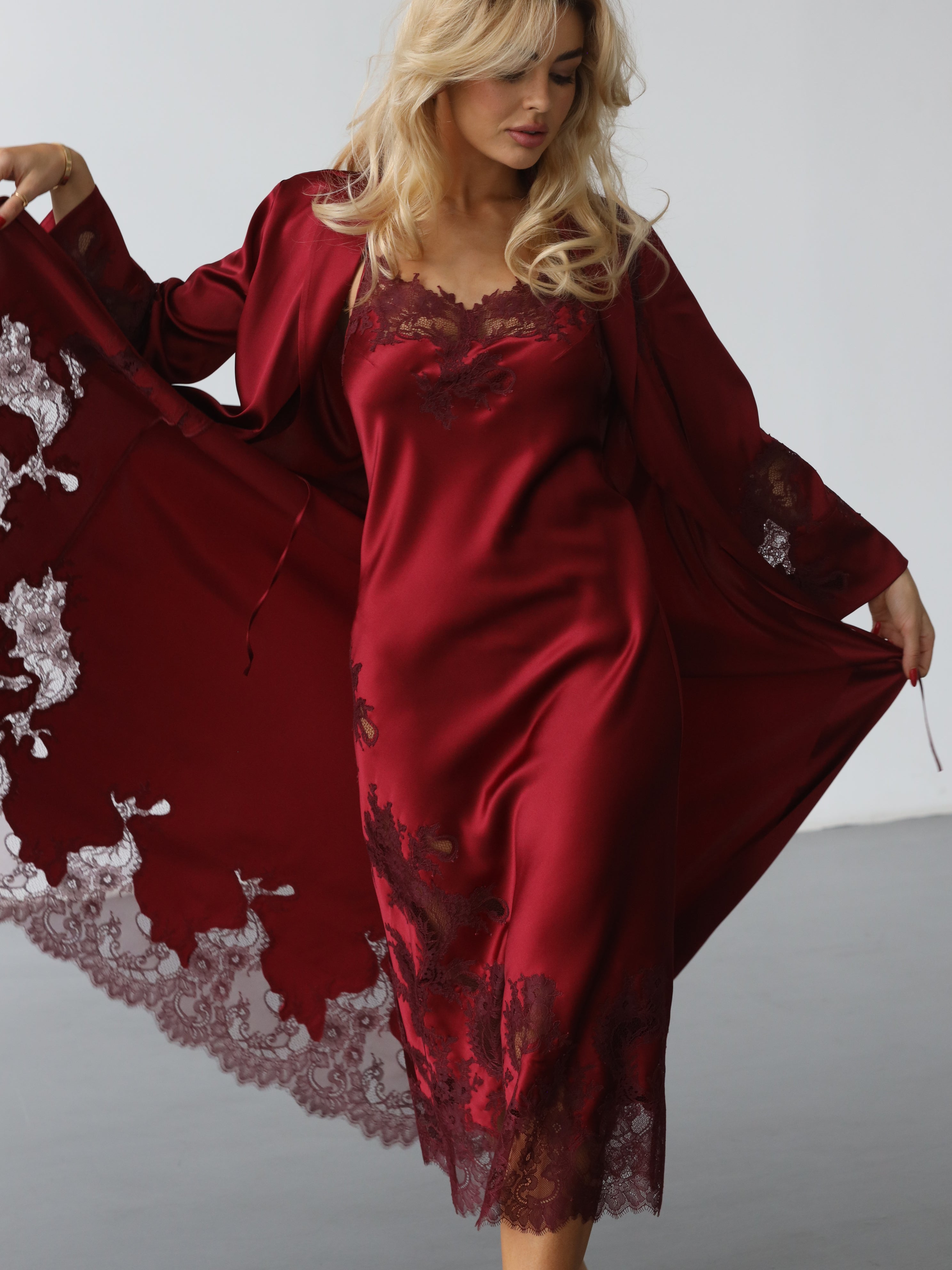 Maddie Silk Long Robe In Burgundy | Luxury Robe by Suavite’ – Suavite.com